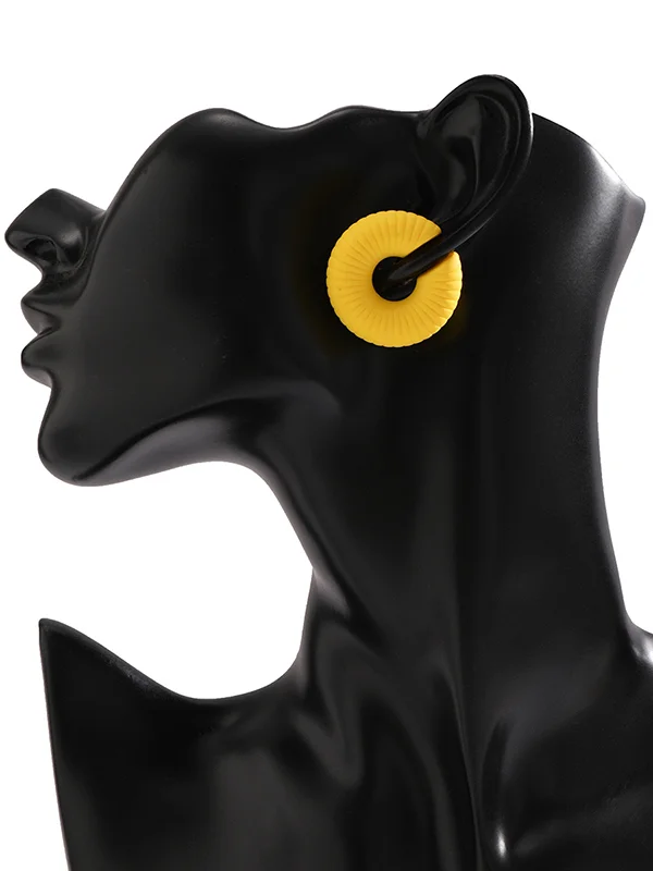 Symmetric Sophistication: Geometric Solid Color Ear Clips - Accessories