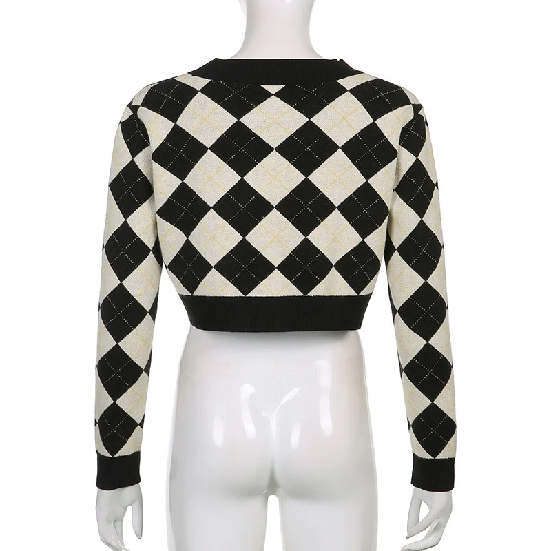 VINTAGE DIAMOND V-NECK CROP CARDIGAN