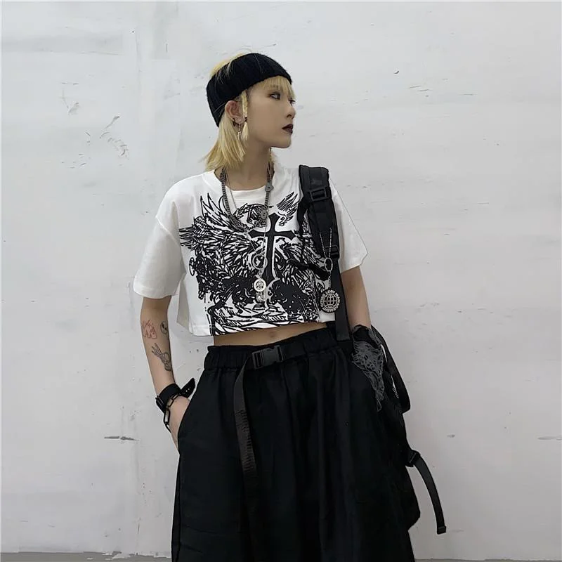 HARAJUKU CROSS PRINT CROP TOP
