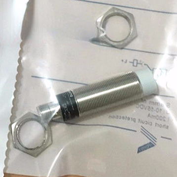 Proximity Switch Ig5772 Inductive Sensor M18 Aviation Plug-in DC Two ...