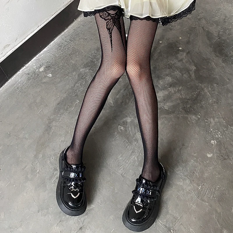 GRUNGE BUTTERFLY FISHNET STOCKINGS