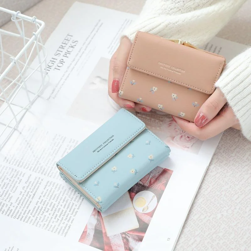 SMALL FLORAL TRI-FOLD PU WALLETS