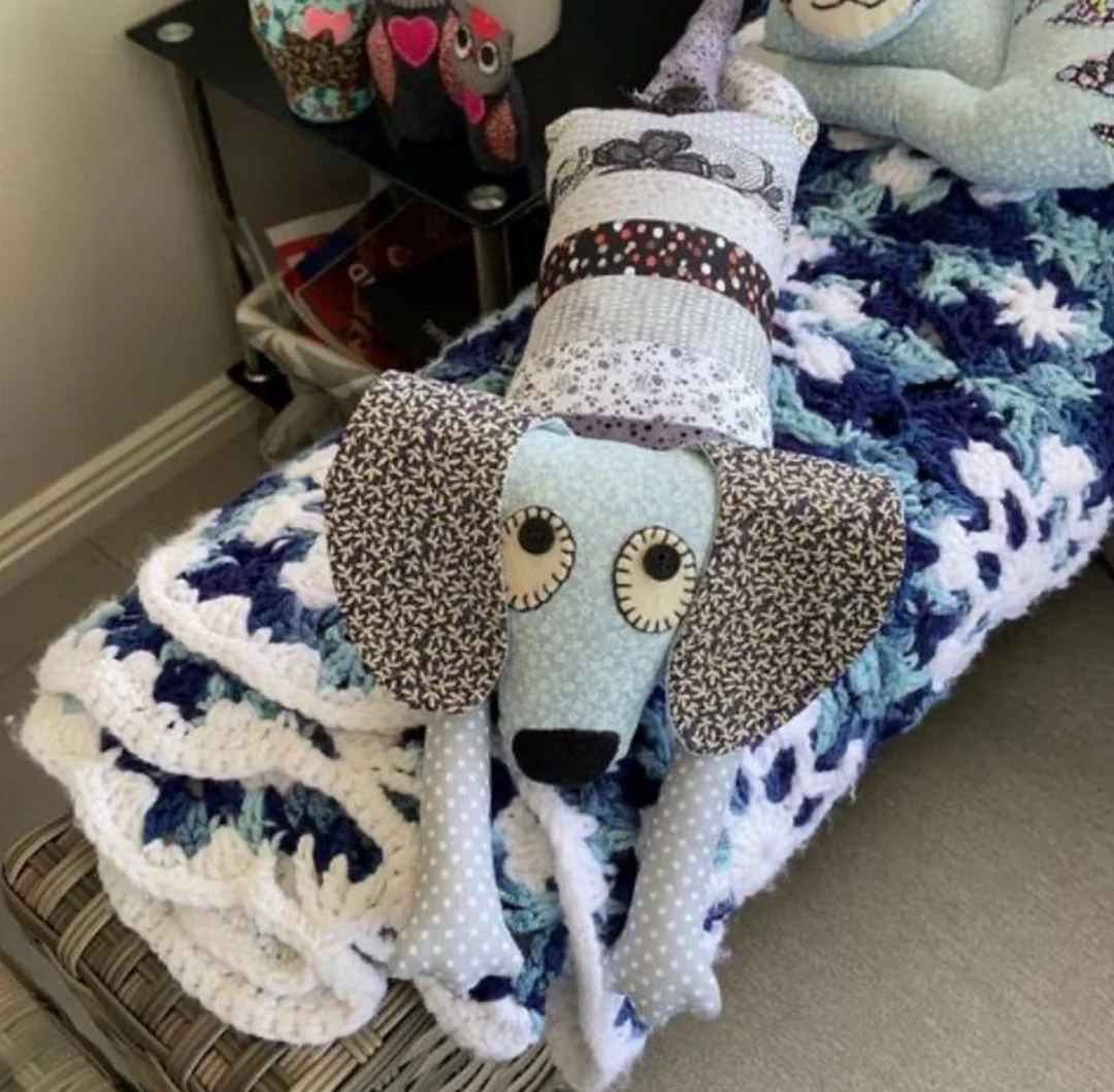 Simple patchwork dog sewing template - with instructions