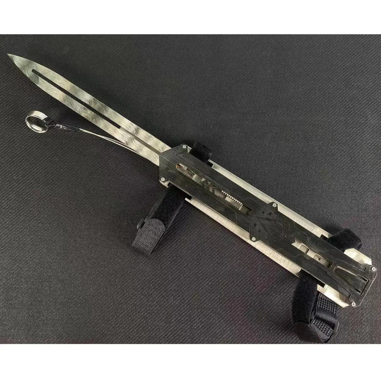 Assassin's Creed replica Hidden blade shop