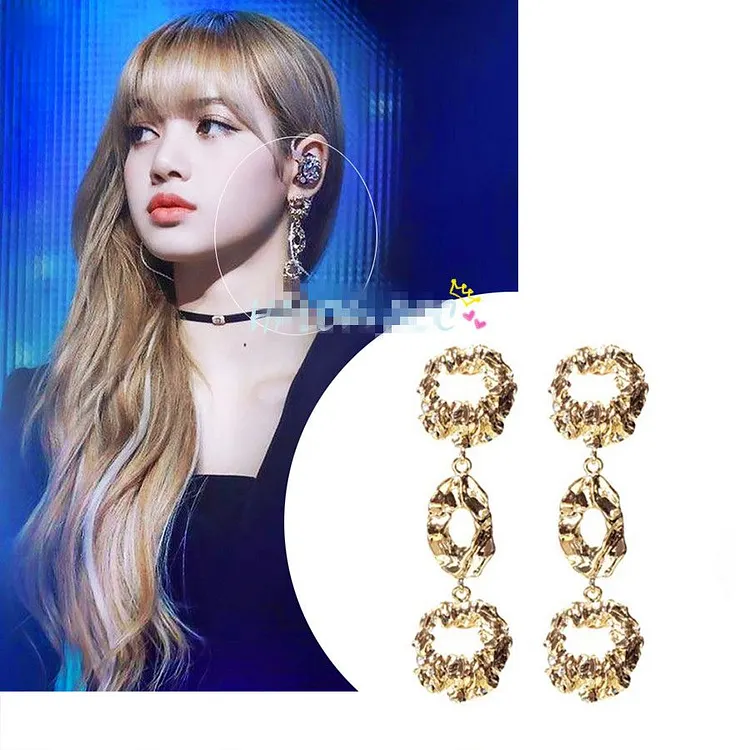 BLACKPINK LISA Metal Ripple Earrings