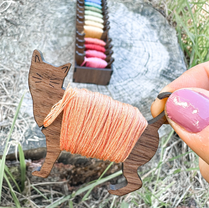 Dachshund Bobbin Set