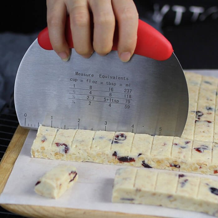 Stainless Steel Bench Scraper Multi-Purpose Dough Pastry Cutting Tool