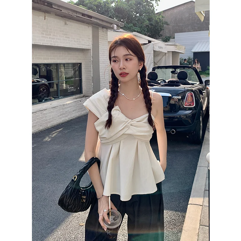 FRENCH GORGEOUS IRREGULAR TOP