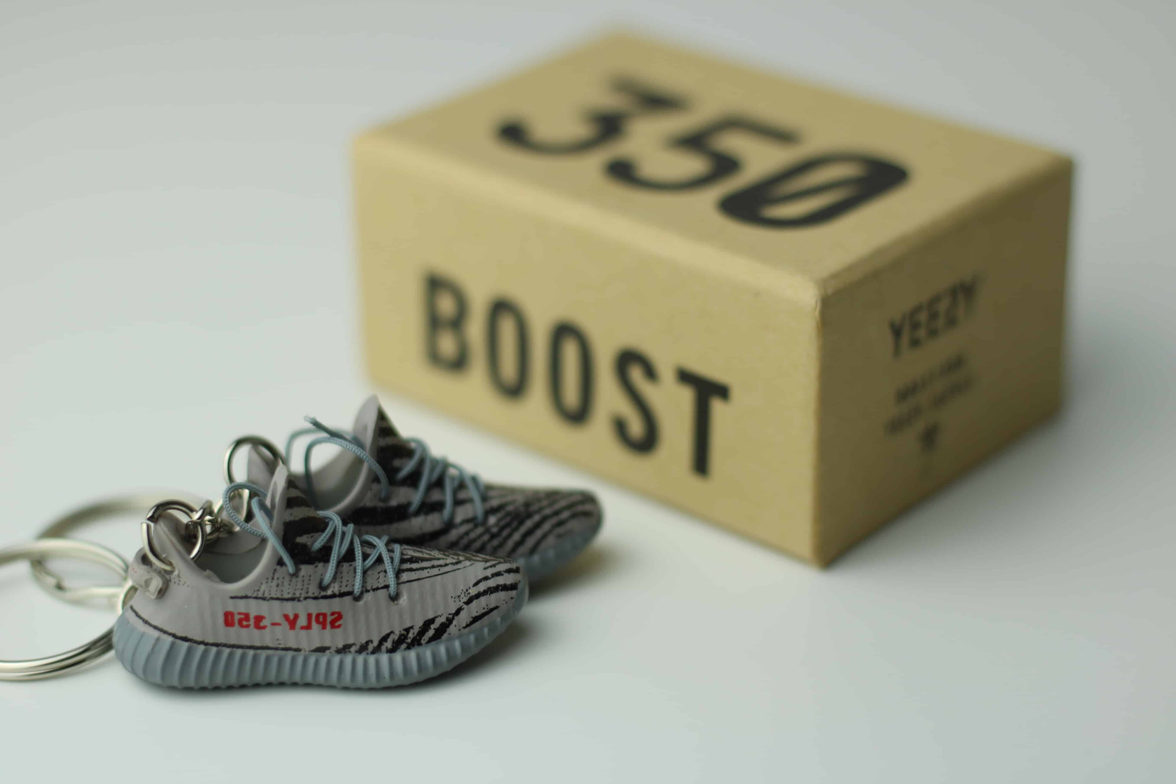 Yeezy 350 Boost "Beluga" -Sneakers 3D Keychain