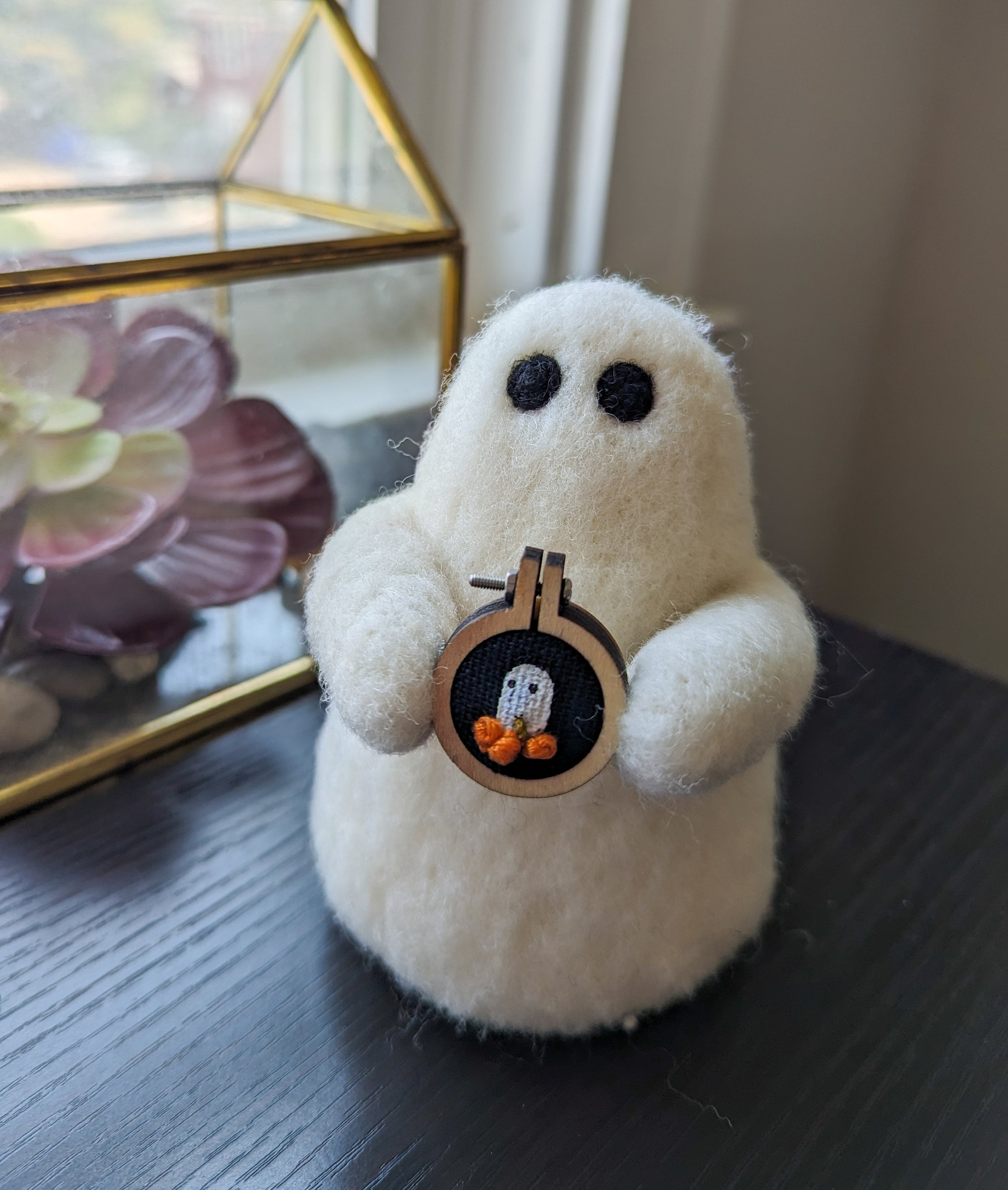 Wool Felted Ghosts | Halloween Decorations | Spooky Cute Ghosts