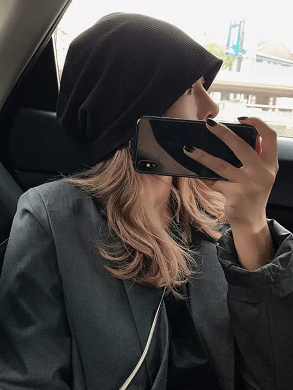 Simple Normcore Knitted Hat for a Classic Look