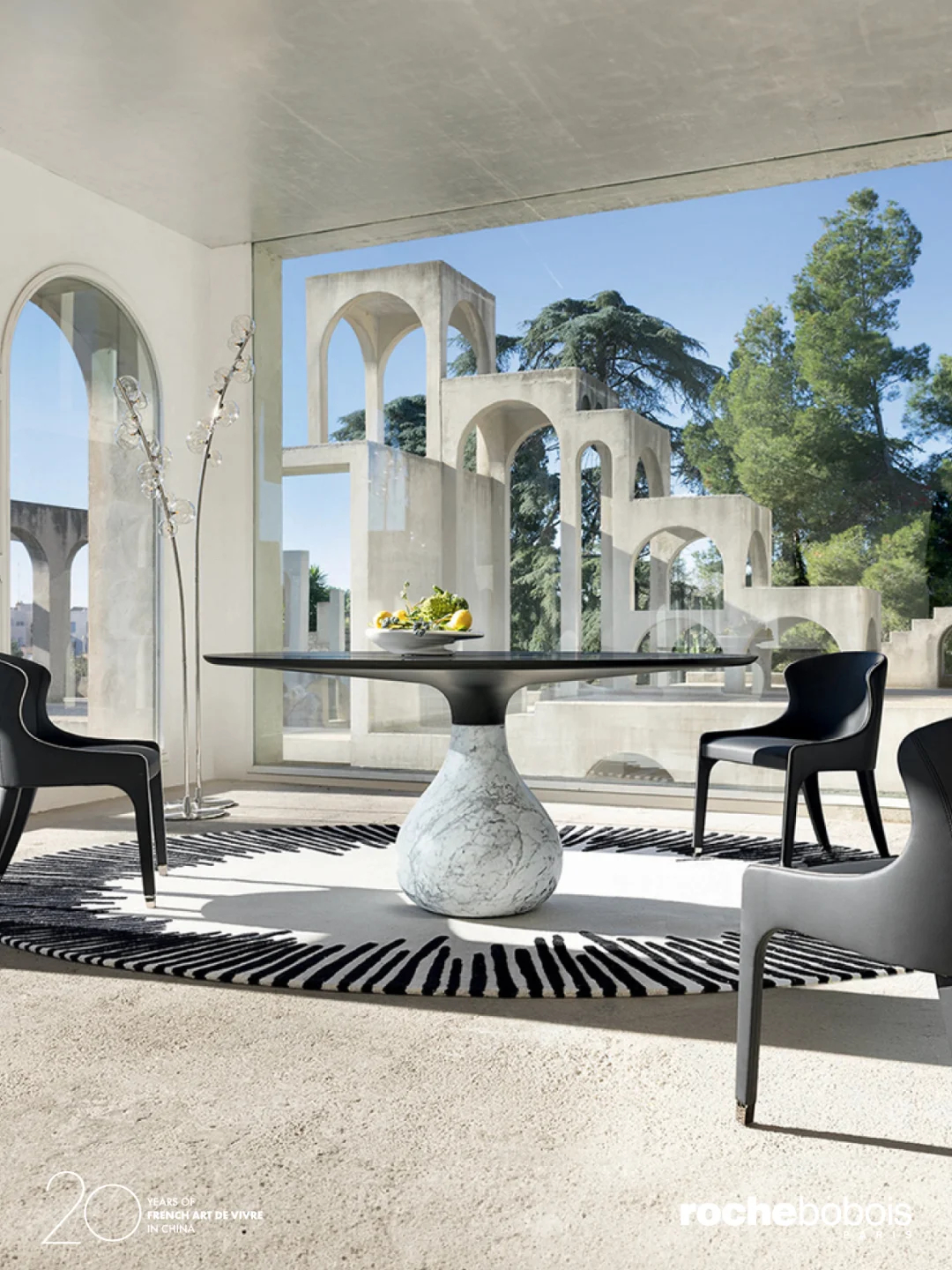 Roche Bobois Aqua Round Dining Table