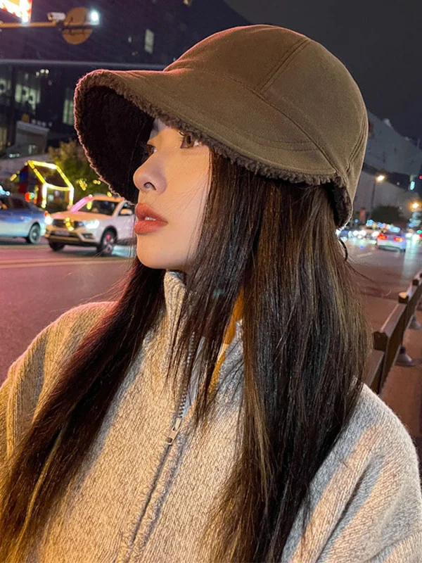 Casual Chic: Velvet Keep Warm Bucket Hat