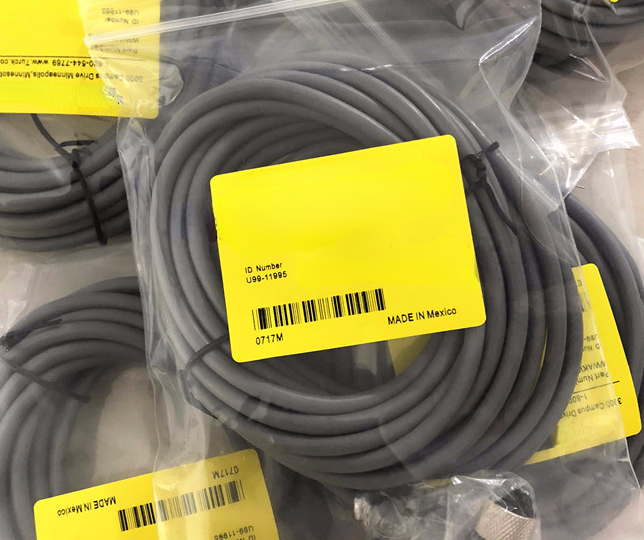 Connecting Wire Rkc4.4t-2/tel Sensor Is Connected to Plug Wire Straight ...