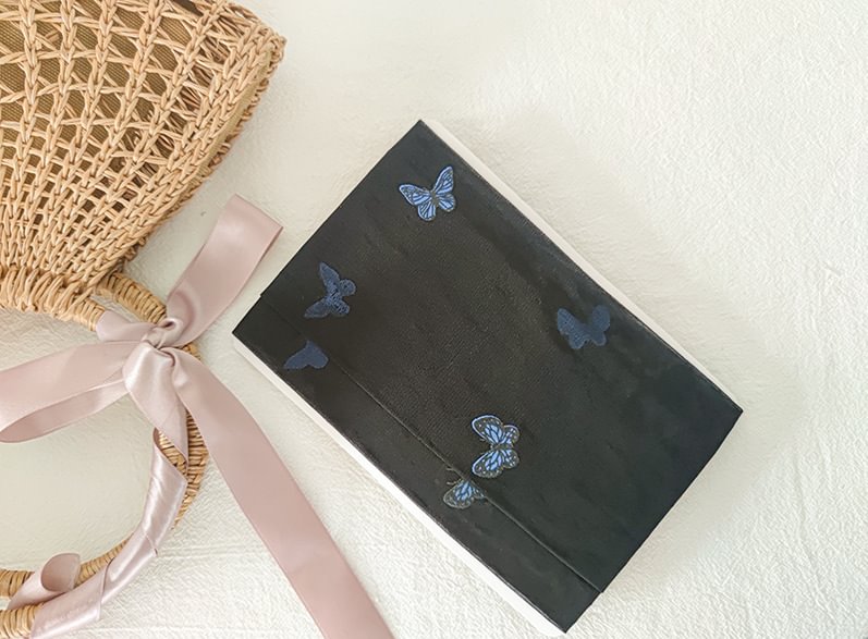 BLUE BUTTERFLY MESH STOCKINGS