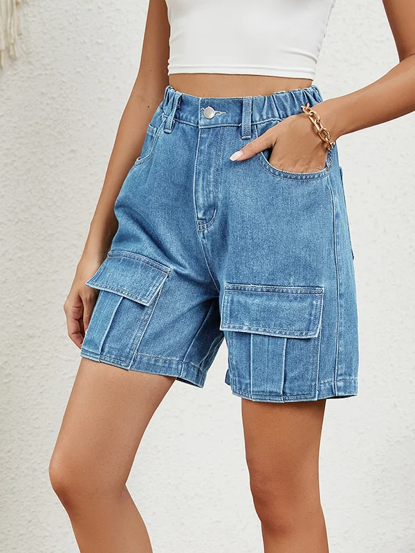 Fashionable High-Waisted Denim Shorts with Loose Fit and Split-Joint Detail