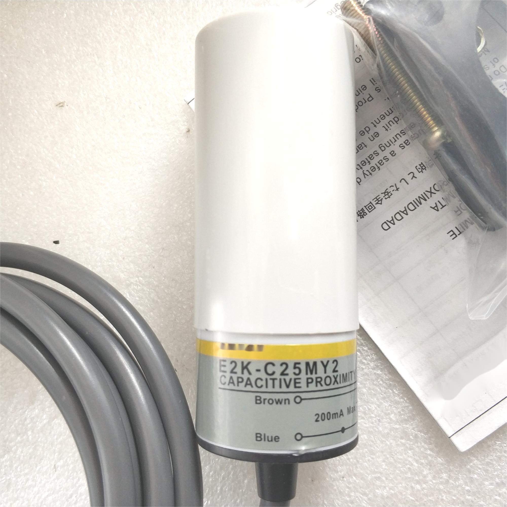 Capacitive Proximity Switch E2K-C25M*