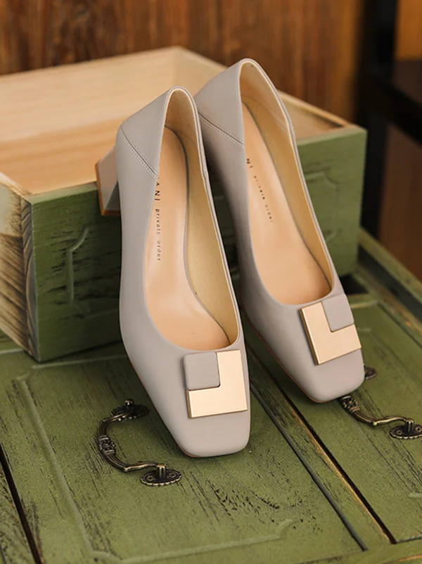 Timeless Elegance - Square Buckle Chunky Mid Heel Shoes with Square Toe