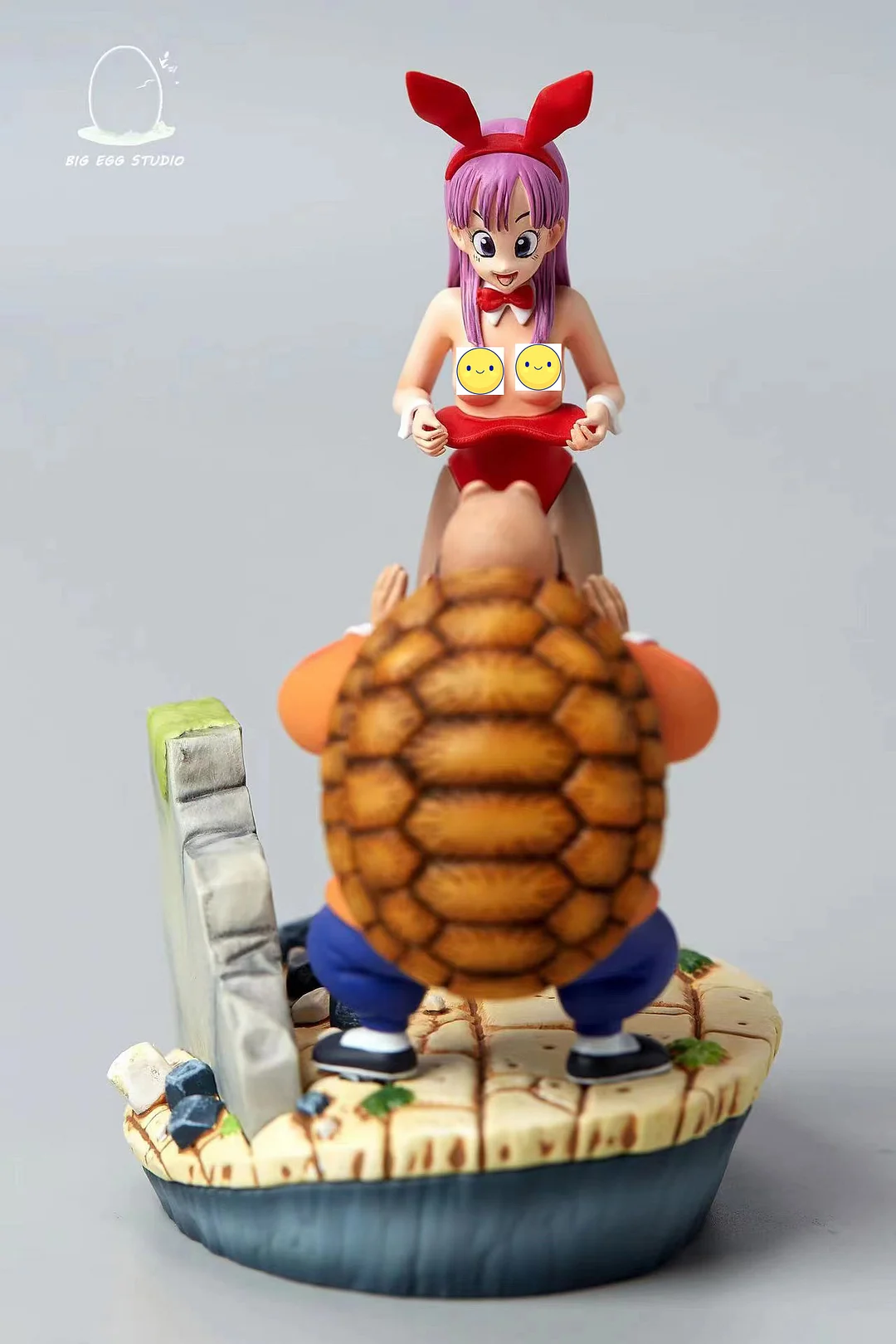 Master Roshi & Bunny Girl Bulma - Dragon Ball Resin Statue - Big Egg ...