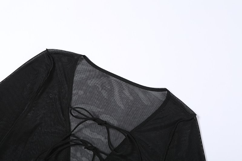 LACE-UP MESH LONG SLEEVE T-SHIRT