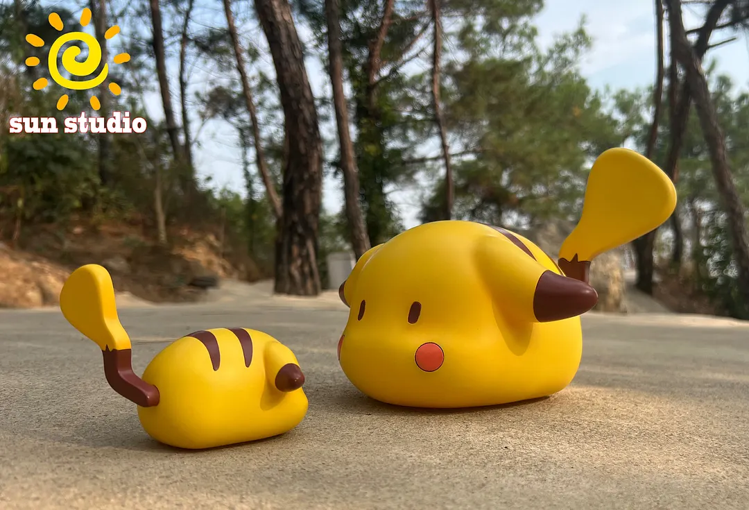 Big & Small Scale Pikachu - Pokemon Resin Statue - sun Studio