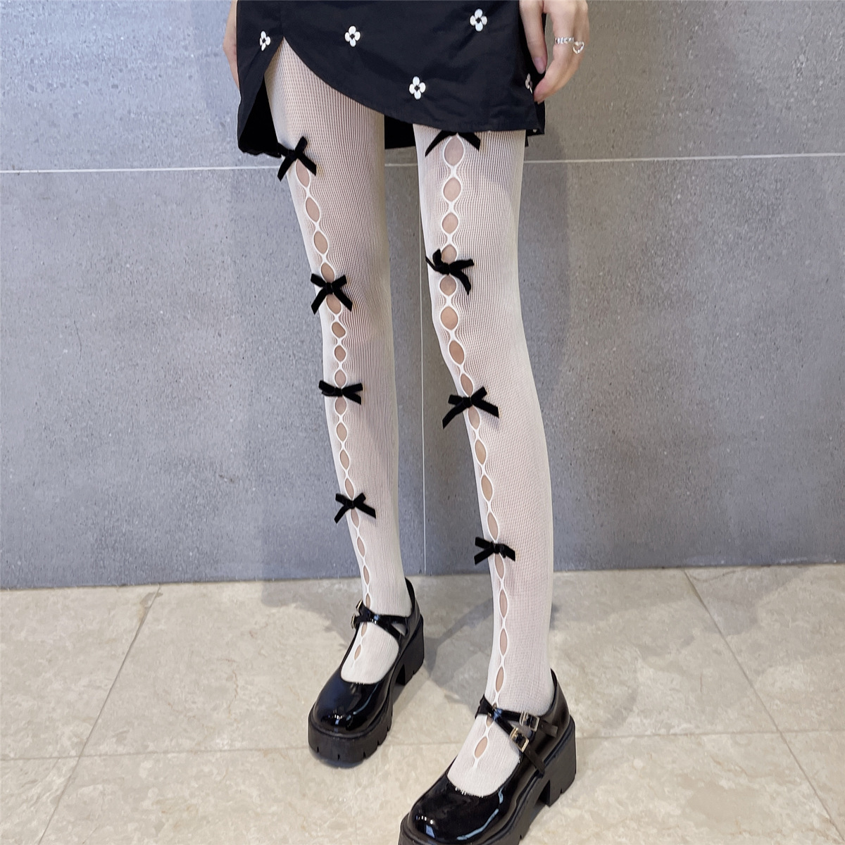 VELVET BOW CUTOUT MESH STOCKINGS