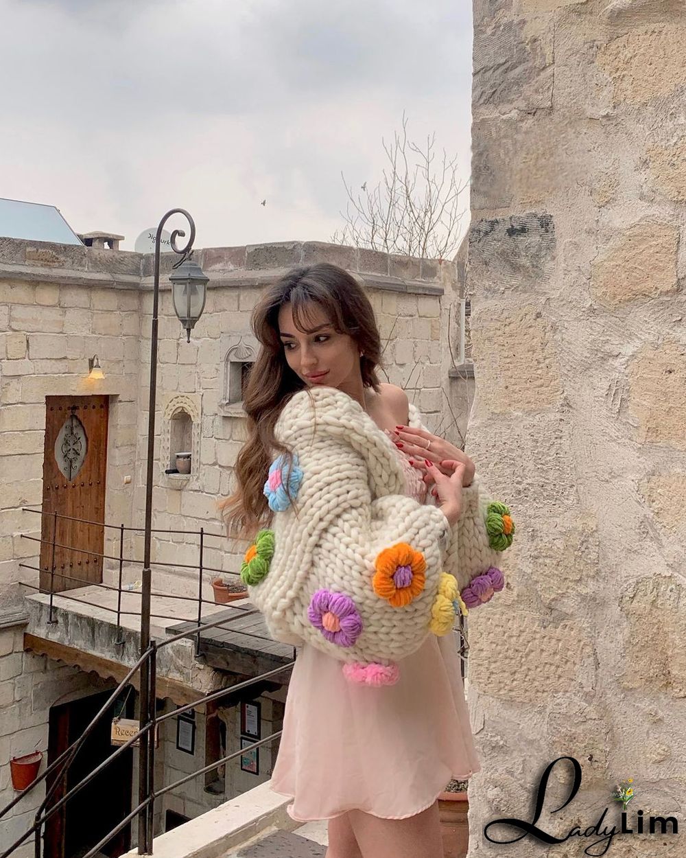 Handmade Pink Daisy Knit Fluffy Flowers Cardigan - Ladylim