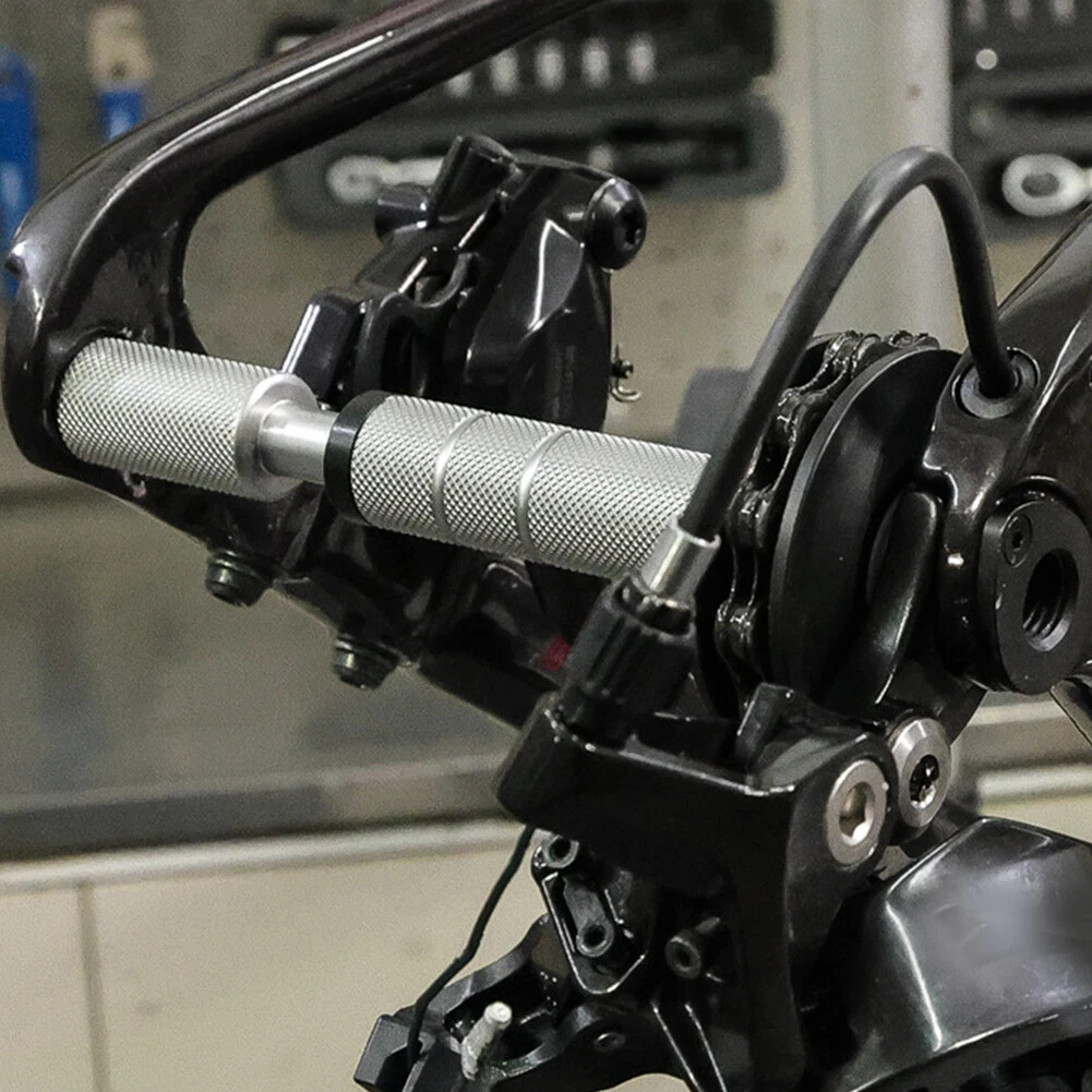 Road bike mountain bike chain retainer barrel axle dedicated virtual ...