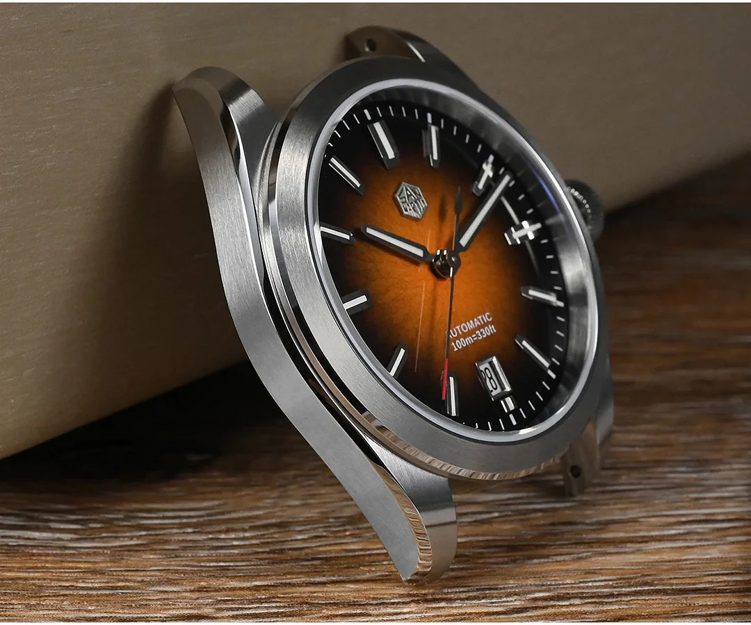 San Martin Throws Down The Gauntlet With SN0144-GX | WatchUSeek Watch ...