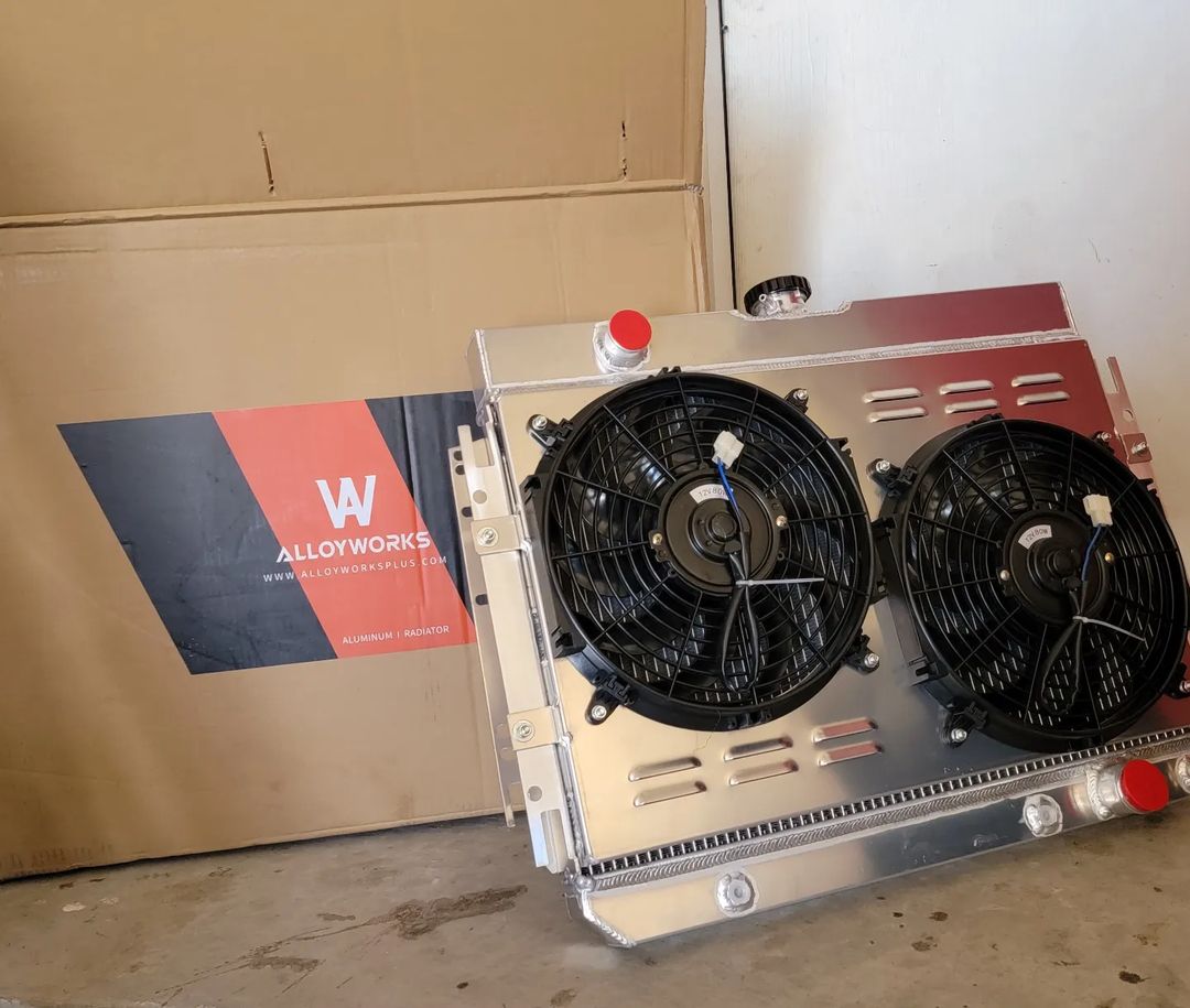 Electric Fans vs. Stock Fans: Unleashing the Power of Cooling Innovation