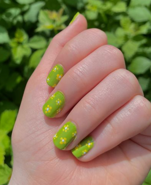 Green gelish nails Brightening and high quality