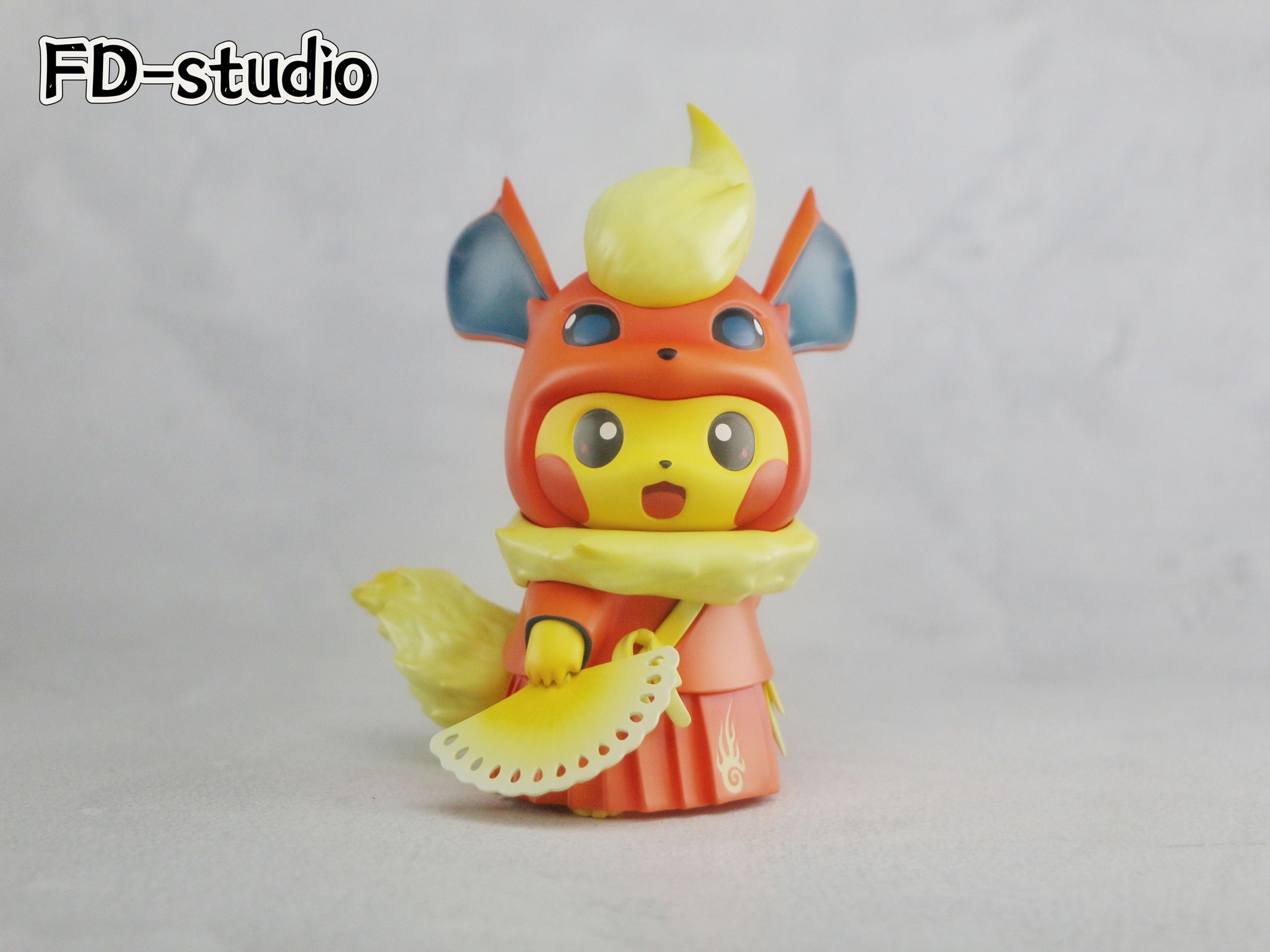 Eevee Cosplay Pikachu Series 007 Flareon Cosplay Pikachu - Pokemon ...