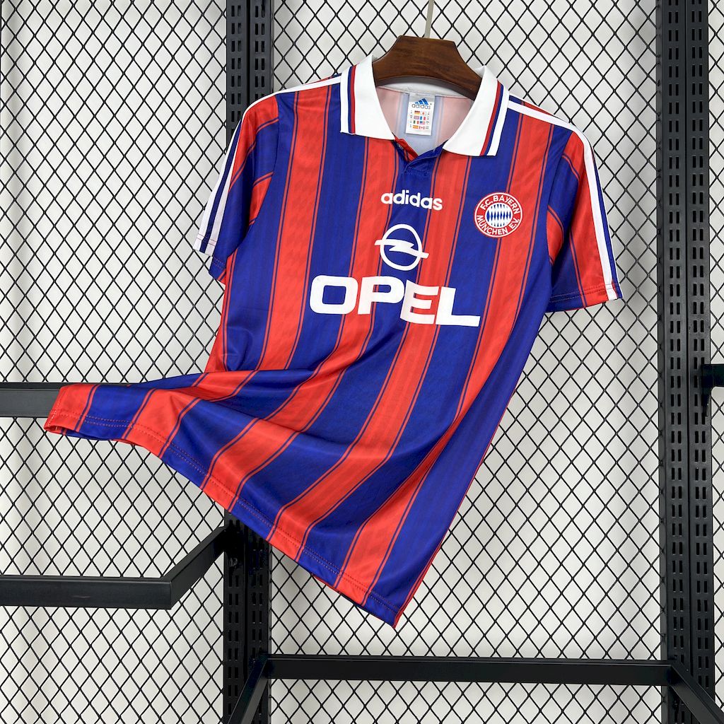 Bayern Munich maillot foot 1995 1997 retro | La Maison du Maillot