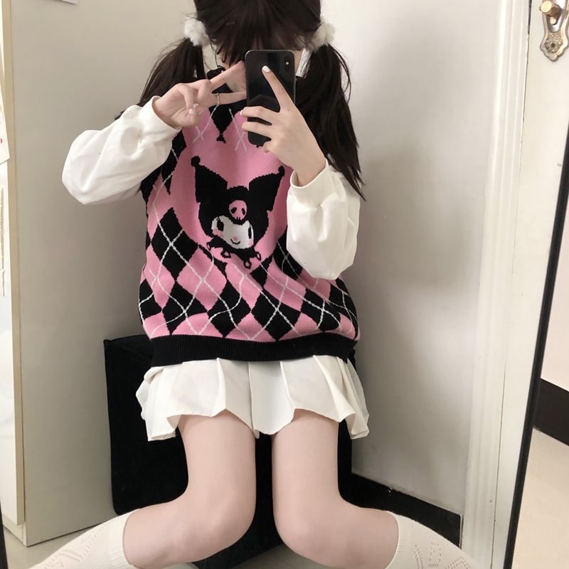 DIAMOND CHECK KUROMI SWEATER VEST