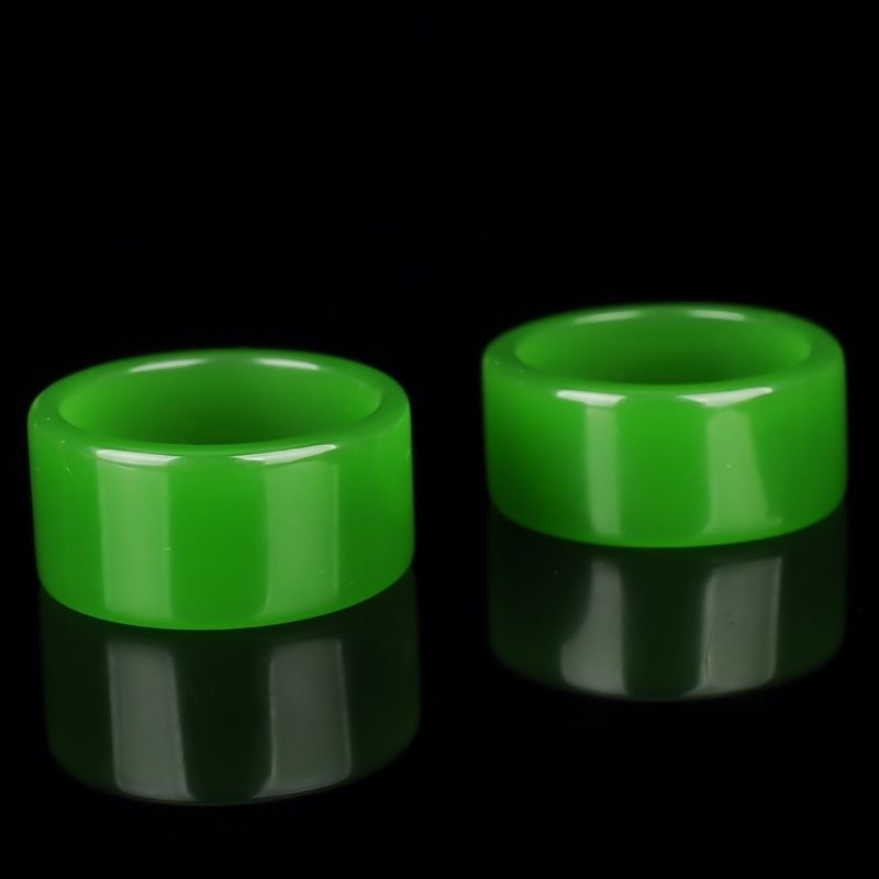 Natural green Hetian Jade Ring Chinese Jadeite Amulet Fashion Charm ...