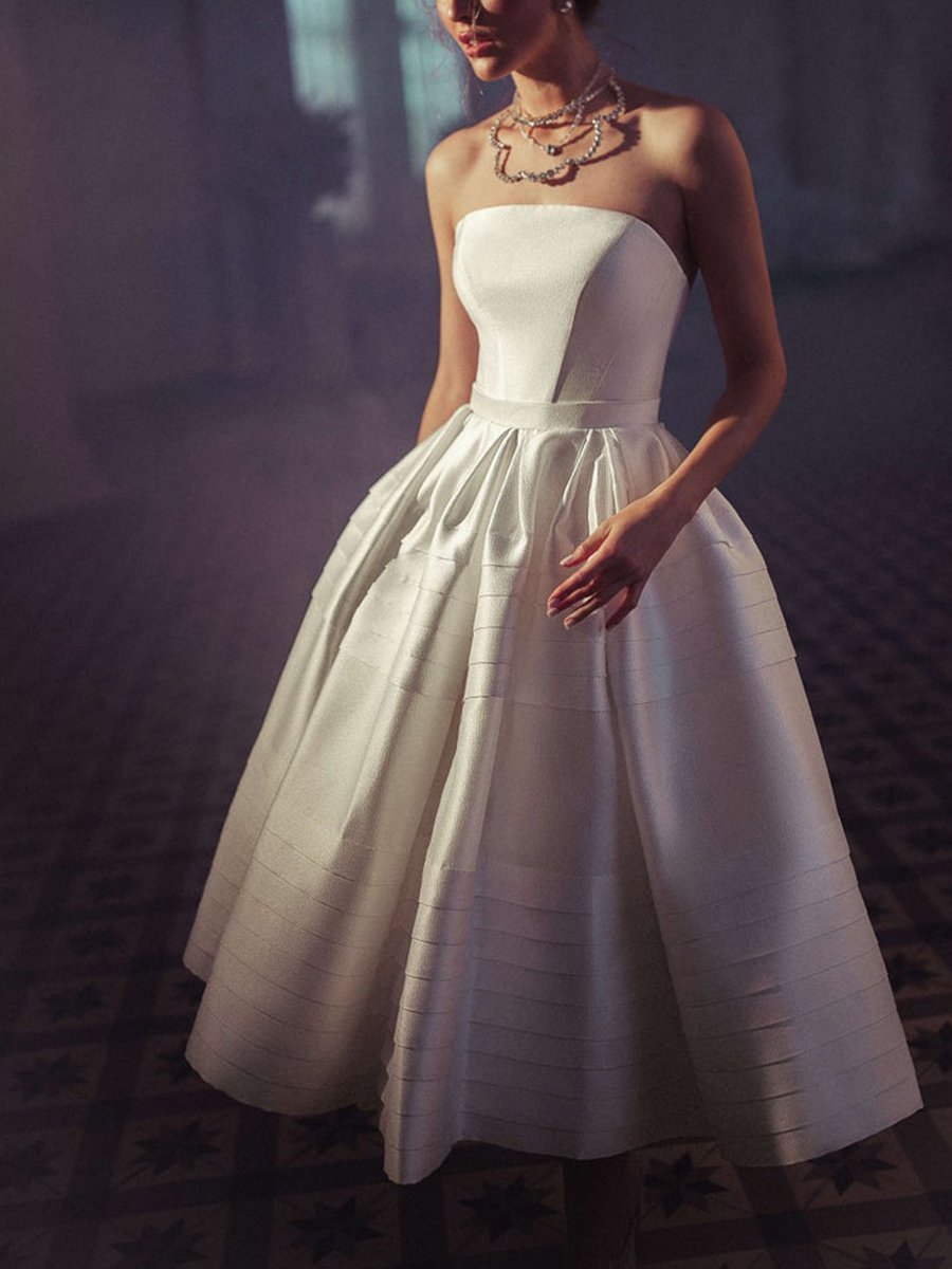Elegant Palace Tube Top Style Gown