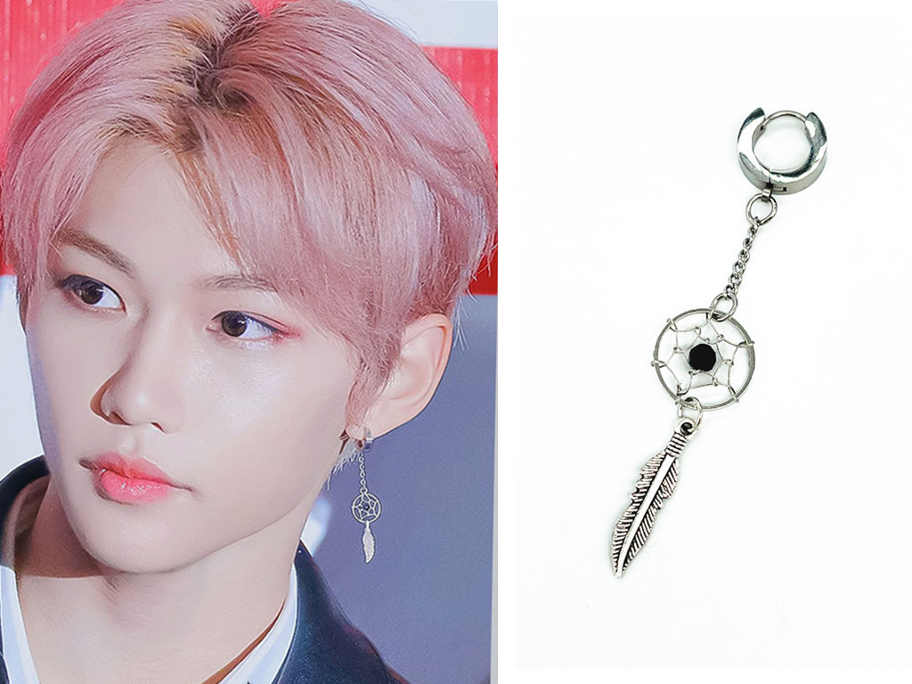 Stray Kids Felix Feather Earring