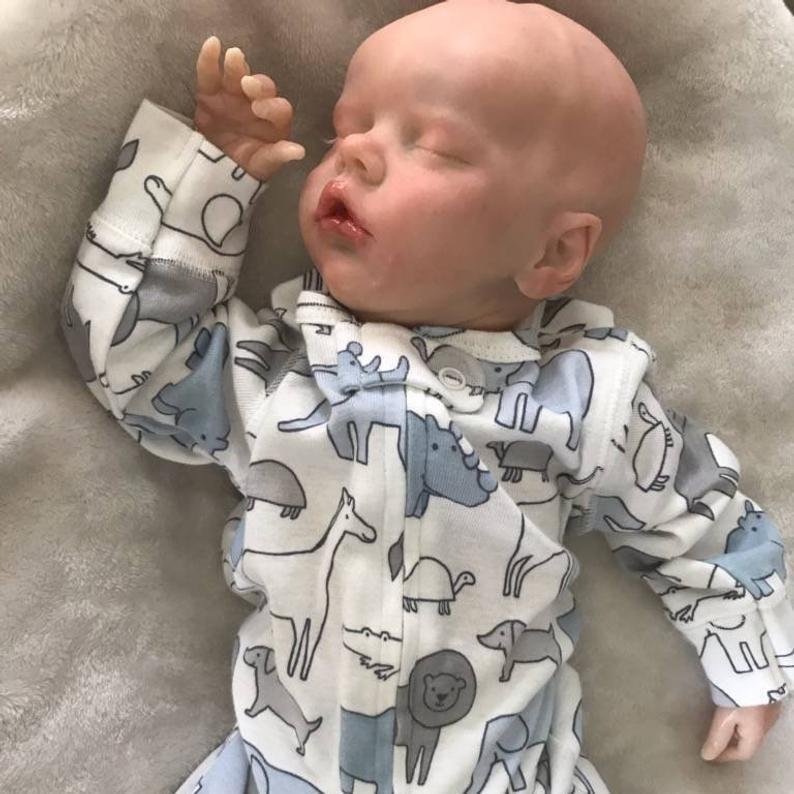 17'' Noemi Reborn Baby Doll Girl