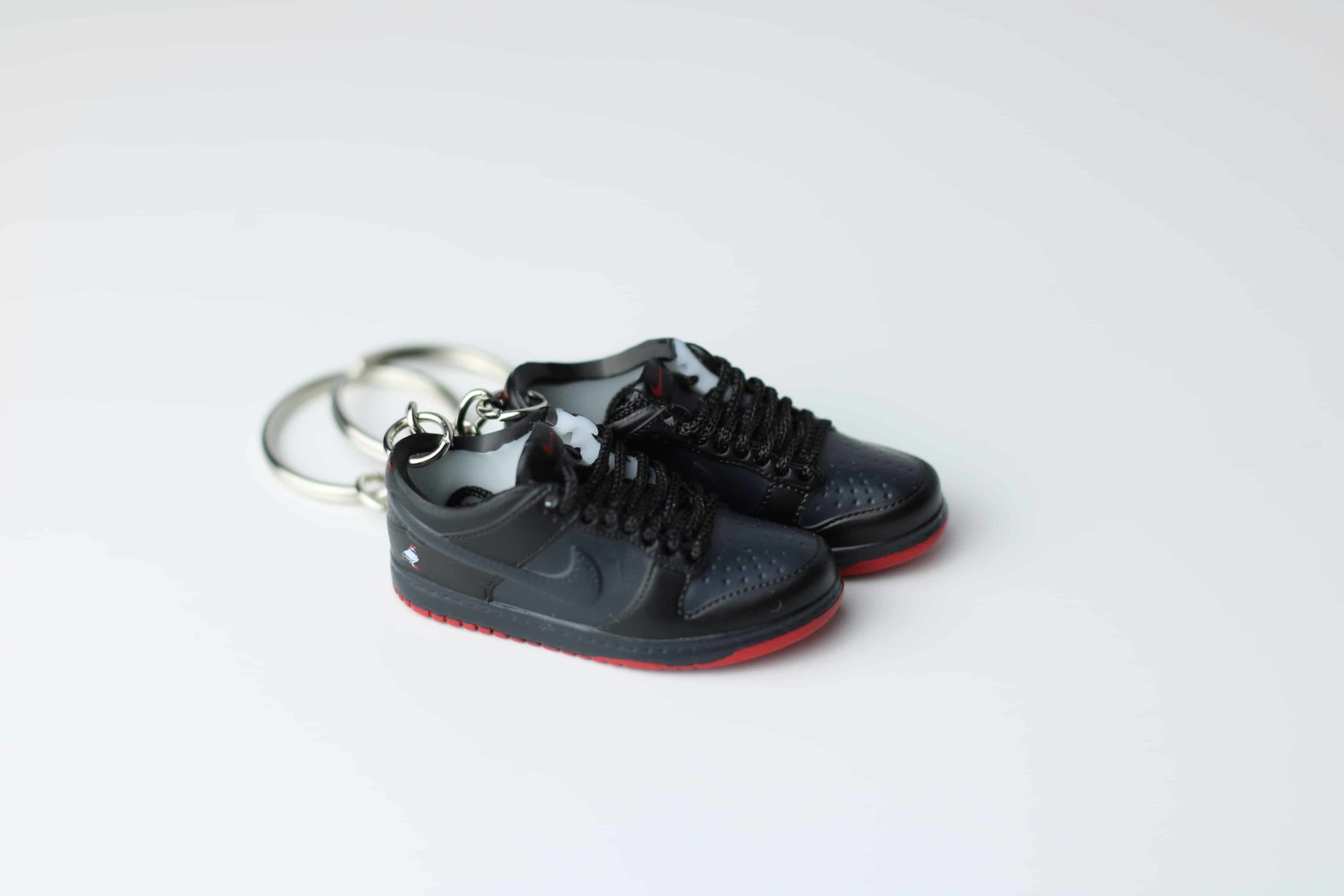 SB Dunk Low Black Pigeon -Sneakers 3D Keychain