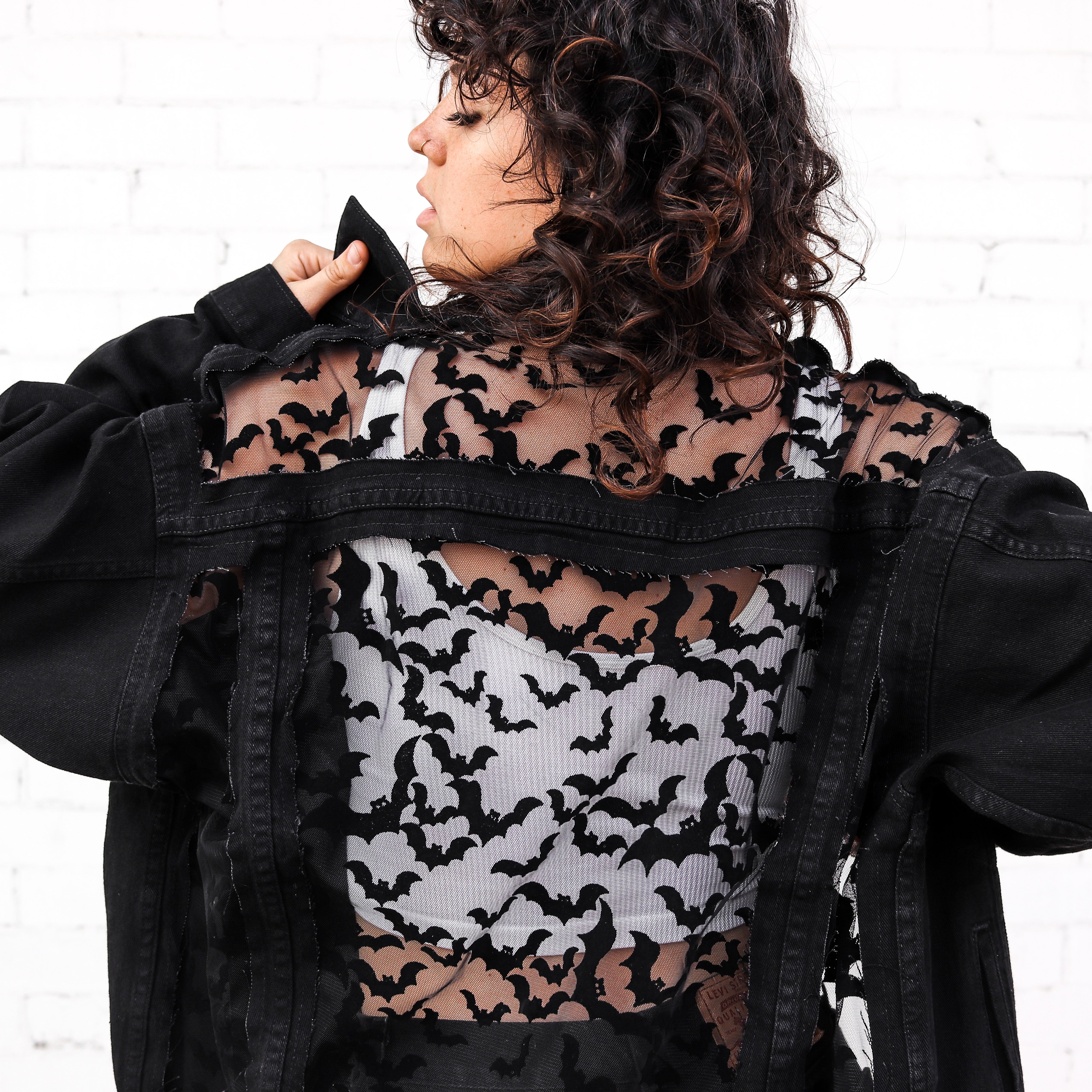 THE BAT JACKET