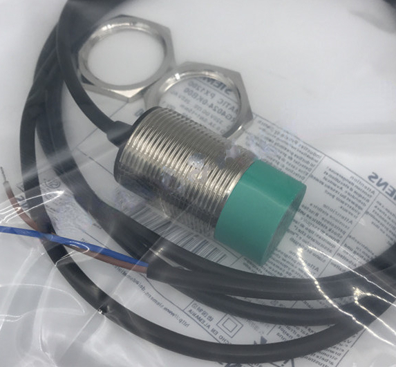 Inductive Proximity Switch 3RG4024-0AA14-PF Low-voltage Switch