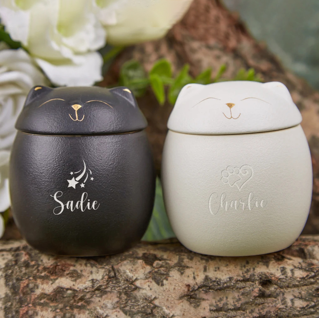 Custom Pet Paw Urn with Name