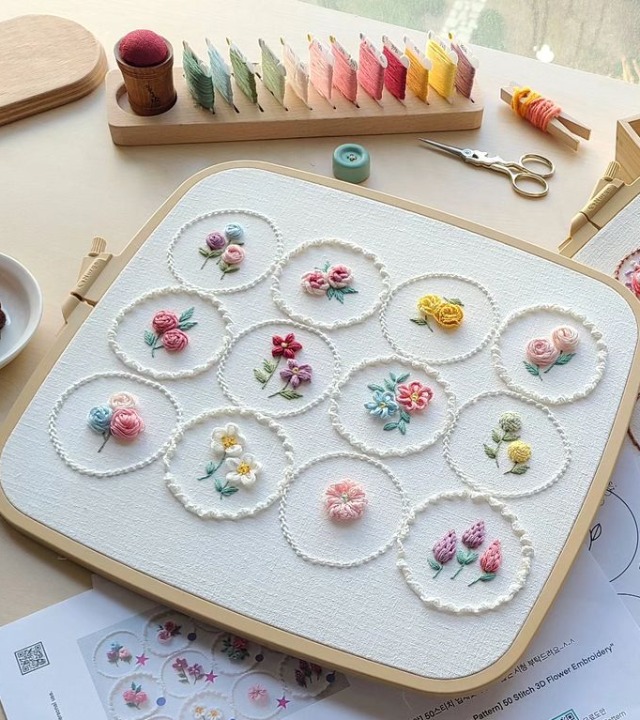 Mini Flower Embroidery Kit