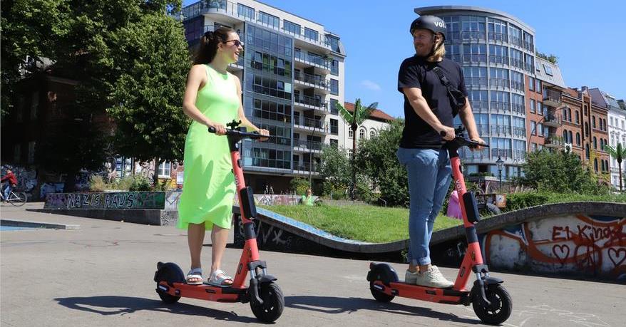 How to Ride an Electric Scooter Properly？