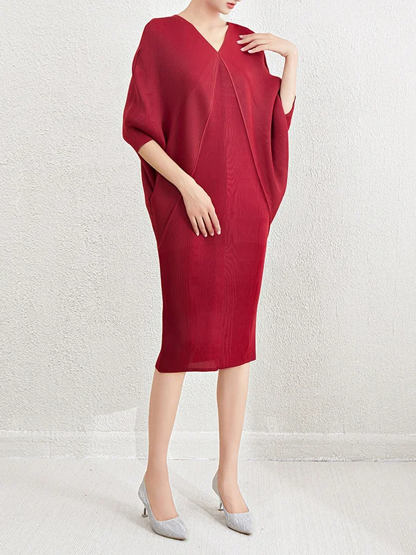 V-Neck Pleated Batwing Midi Dress