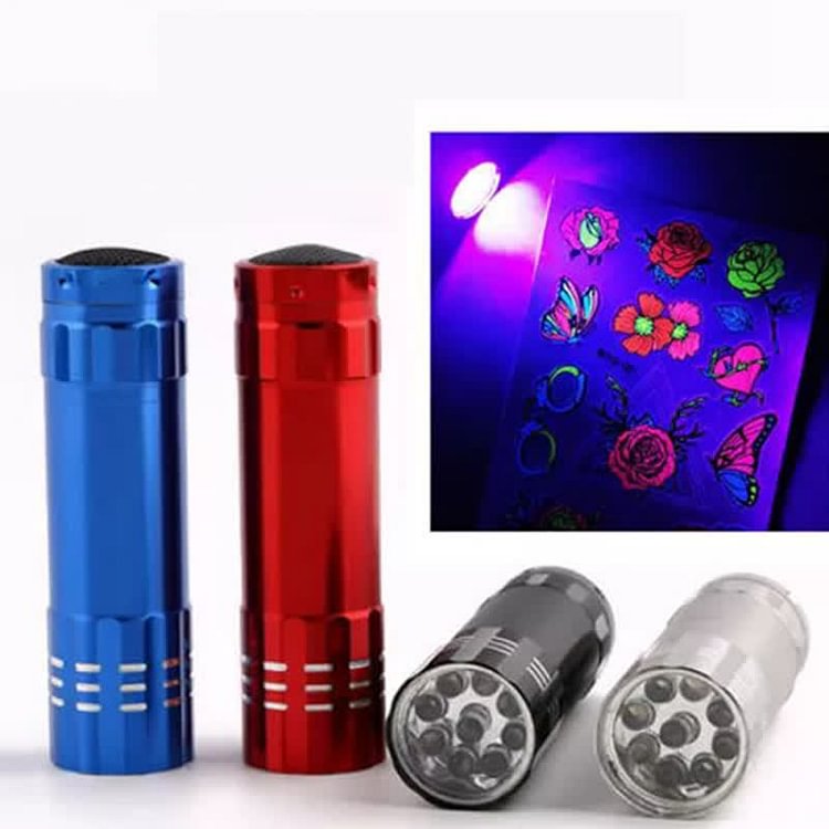 Handheld 9 LEDs 395nm UV Flashlight