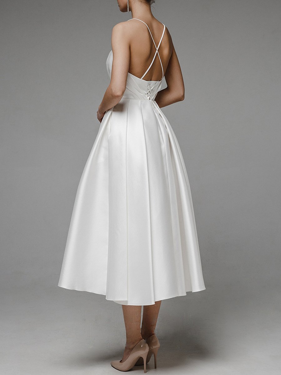 Elegant and simple A-line dress