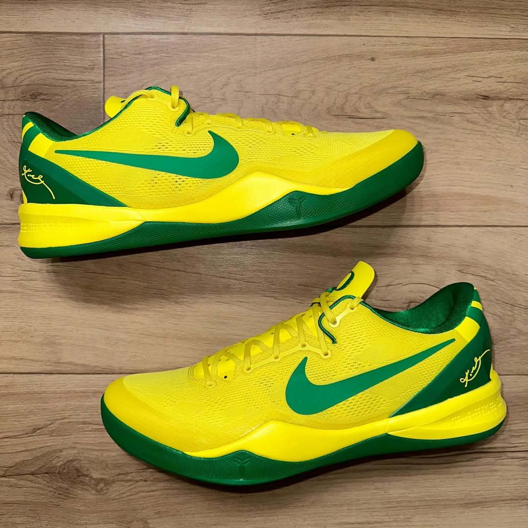 KOBE VIII PROTRO OREGON DUCKS YELLOW PRESALE