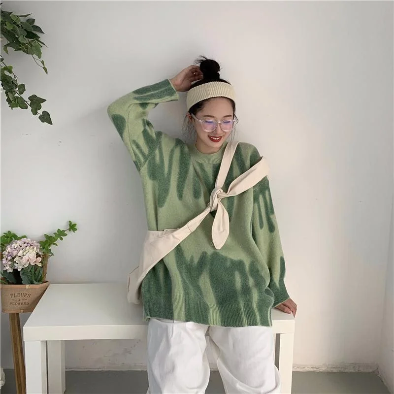 LAZY SPRAY DYE PULLOVER SWEATER