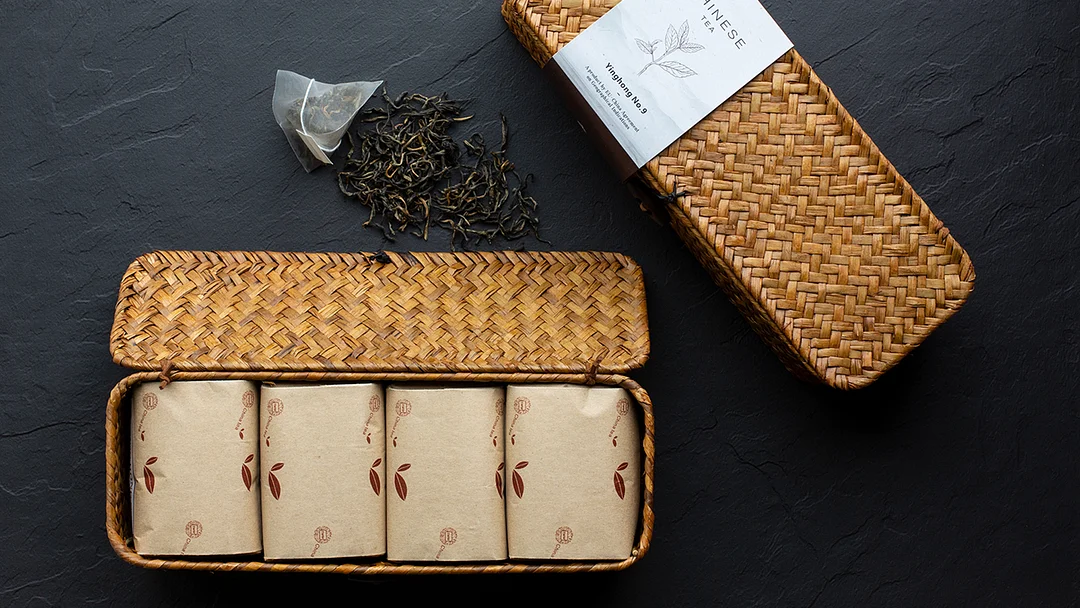 handmade straw box black tea set